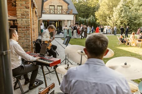 Najlepsze zespoły weselne live · Występ · 255 ofert · PlanujemyWesele